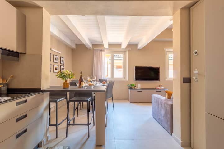 Appartement De Design Au Cœur Unesco De Modène - 모데나