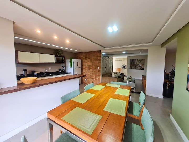 Charmoso Apê Com Varanda Em Jardim Camburi - Vitoria