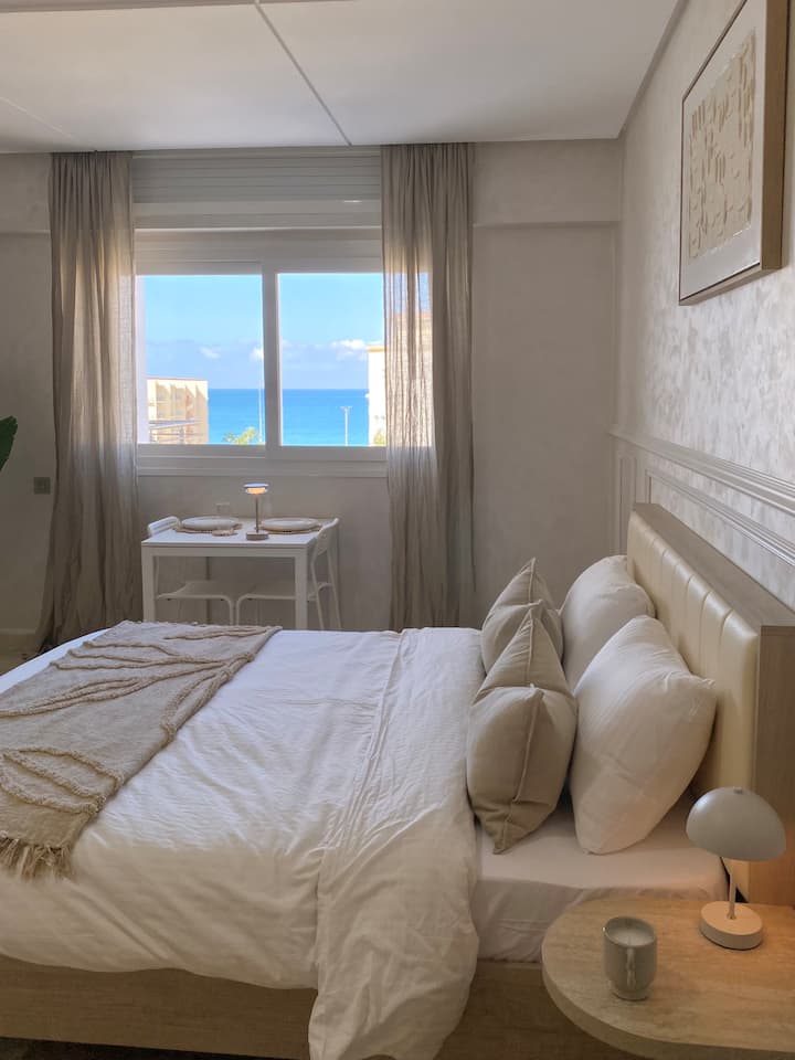 Studio 2 Cosy Vue Mer - Proche Plage, Centre, Gare - Tangier