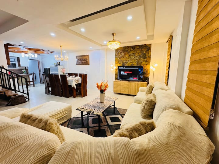 Cozy 5br Pool Villa • Netflix • Near Hotspots - Tagaytay