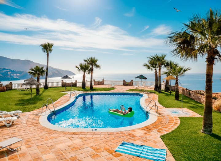 Cozy Seaview House - Swiming Pool - Garage - Wifi - Almuñécar