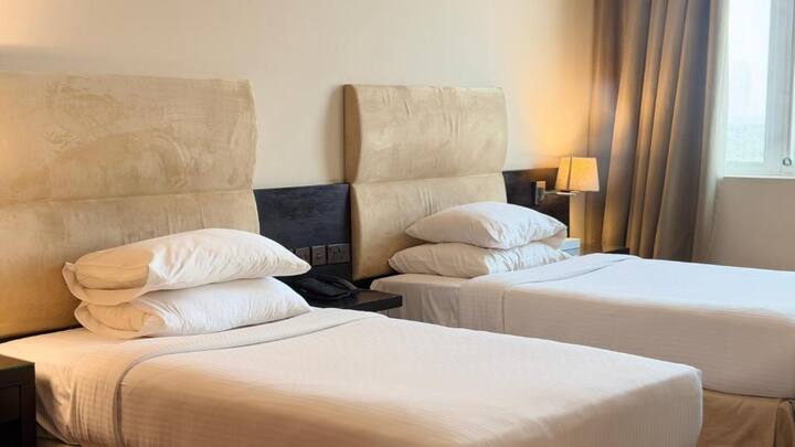Deluxe Twin Room Near Ras Al Khaimah Corniche - Ras al Khaimah