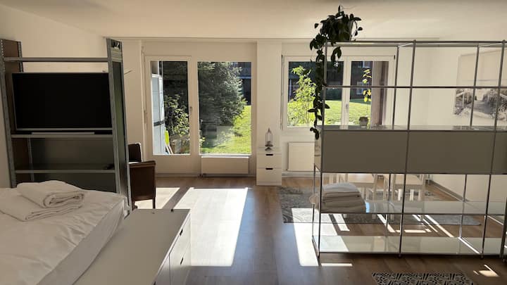 Charmantes, Helles Und Modernes Studio In Thun - Thoune