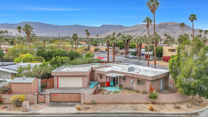 Panoramapalmssouthpalmdeserthse Selectweeknight$99 - Palm Desert, CA