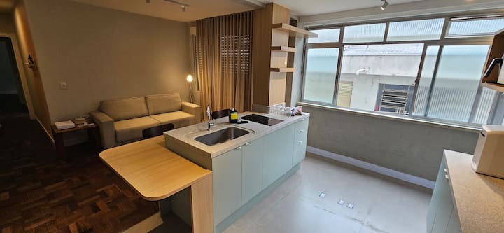 Próx. à Encol 4 Adultos C/ Vaga, Cozinha Equipada - Porto Alegre Airport (POA)