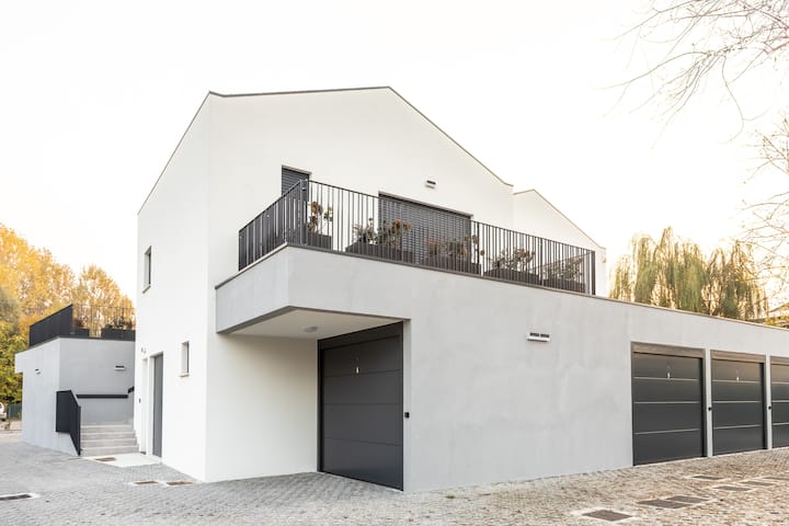 [Residence Fornaci 5] - Suite Con Garage Privato - Treviso