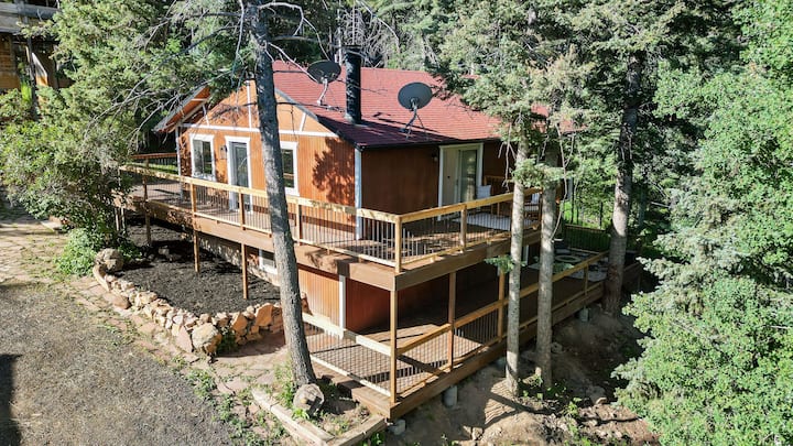 New! 10 Guests. 2 Decks. Fire Pit. Treehouse. - Roxborough State Park, Littleton