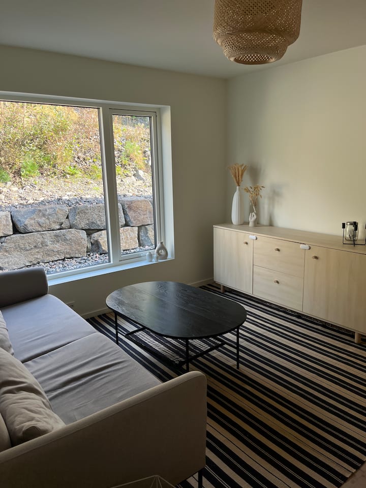 Ny Og Modere Hybel I Nærheten Av Dyreparken - Kristiansand