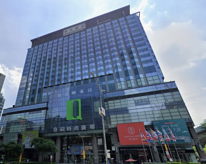 六鐵共構交通便利/2大雙人床大套房 - Taipei
