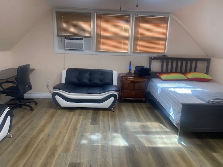 Relaxing Master Bedroom, 15 Minutes Drive To Dc - Largo, MD