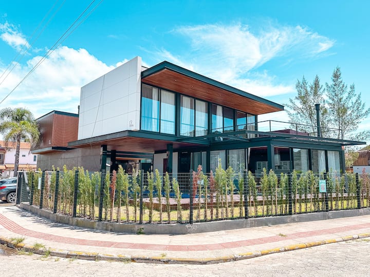 Casa Frente Mar Alto Padrão Praia Da Ferrugem - Garopaba