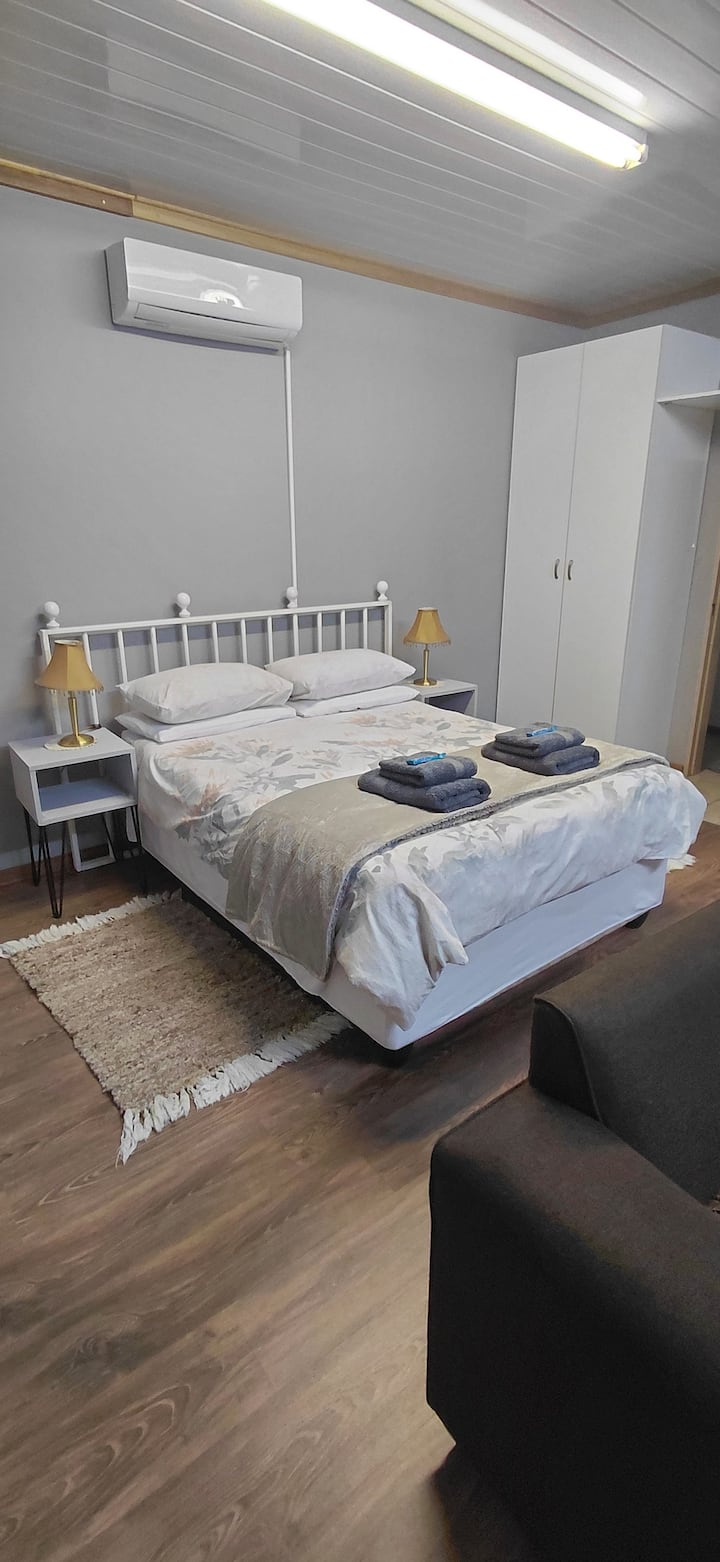 4b On Tommy B - Bloemfontein