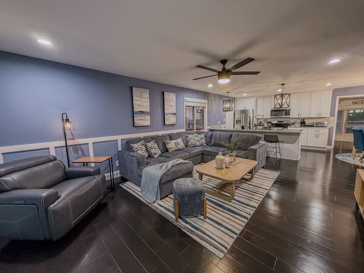 Family Friendly Smyrna Home | Truist Park & Roxy - Smyrna, GA