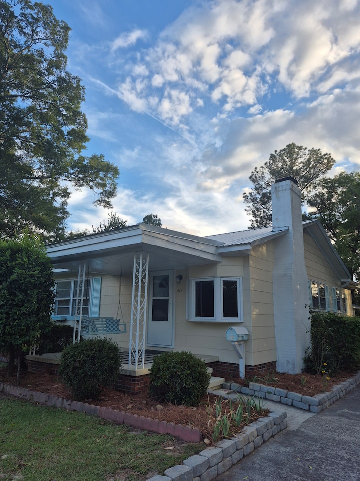 Calypso's Cottage - Washington, NC