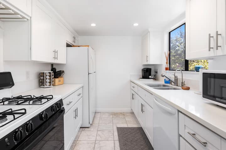 The Malibu Nest - Malibu, CA