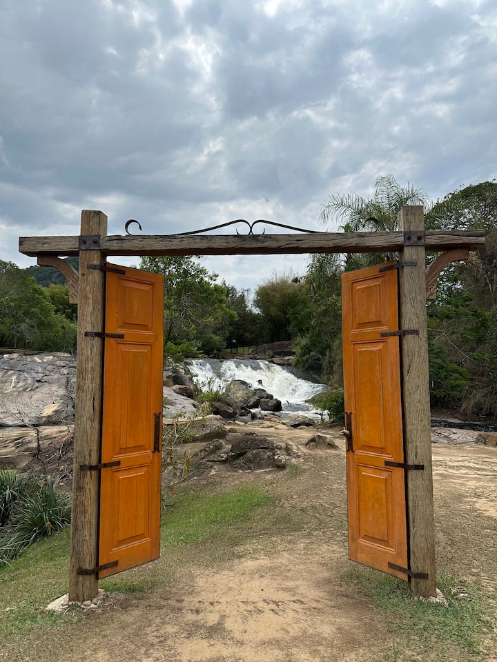 Chalé Amarelo Bela Vista. - Extrema