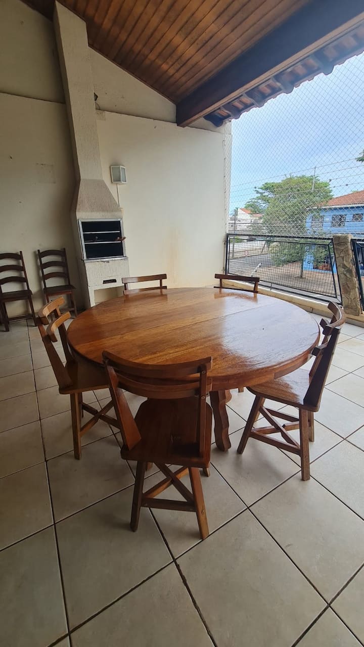 Amplo Apartamento, Bairro Nobre -  Maringá - Maringá