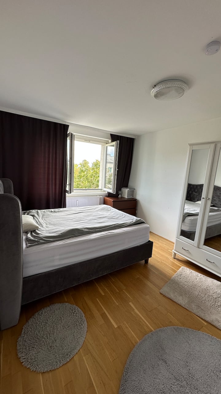 Cozy Modern Apartment With Green Park View In 23rd - Perchtoldsdorf