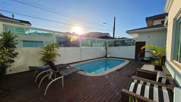 Casa Padrão Com 4 Suites - Palhoça