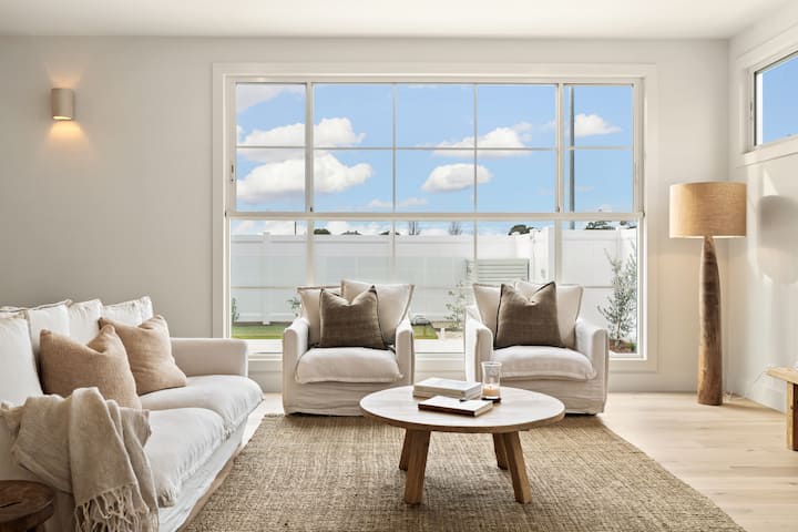 Alma Brand New Milton Escape Pool & Coastal Charm - South Coast