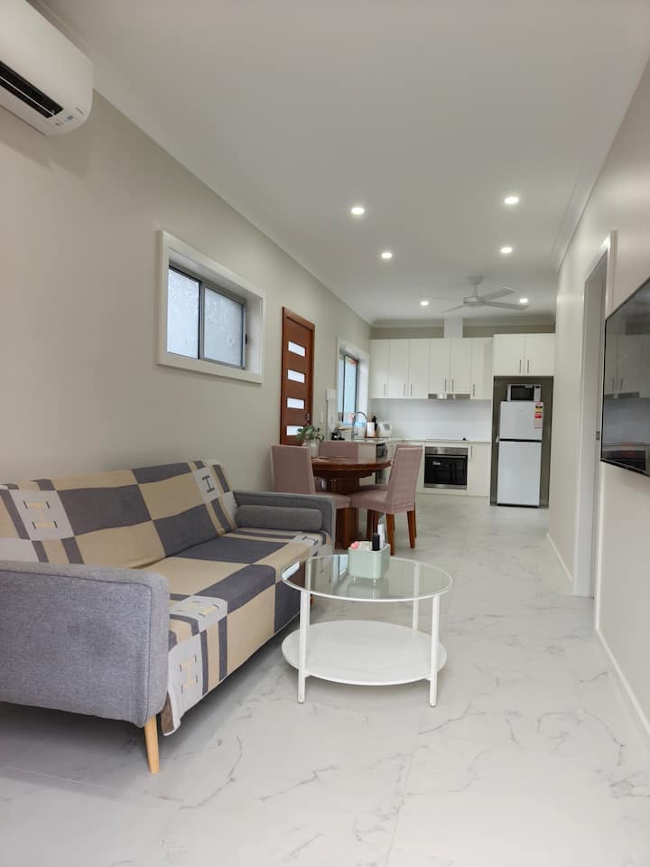 Brand-new And Private Granny Flat In Quakers Hill - Sídney