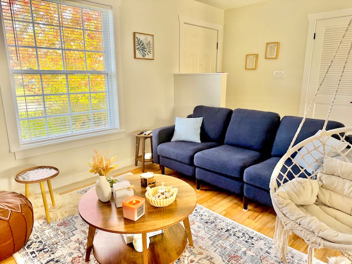 Modern 2br Apartment • Quiet • Near Hospital/shops - Cape Breton Island