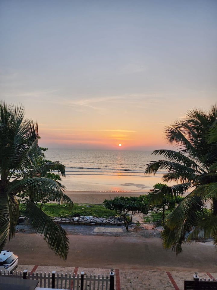 Sunlit Shores Villa - Deluxe Room With Beach View - Kundapura