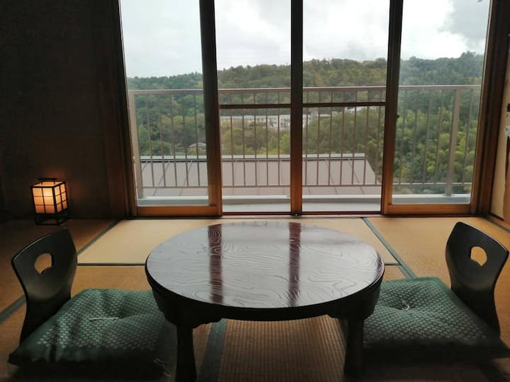 眺望が抜群の一軒家|朝護孫子寺9分・9名・p無料 - 生駒市