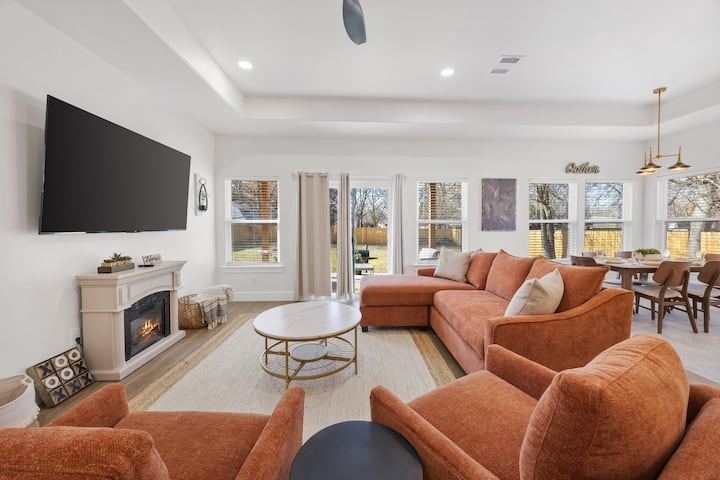 New! Cozy 3br Near Eagle Mountain Lake | Sleeps 8 - 紐瓦克