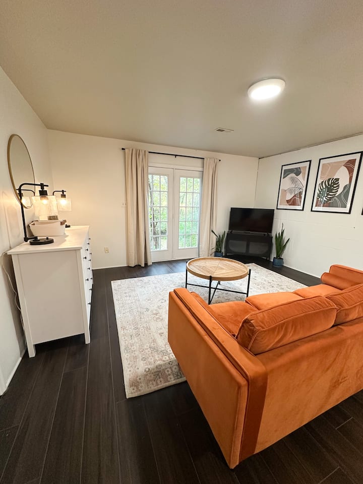 Private Guest Suite - Peaceful Retreat In Town - Columbia, TN