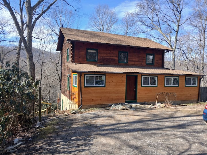 Nature Engulfed Studio ‘Apartment’ On The Mountain - Swannanoa, NC