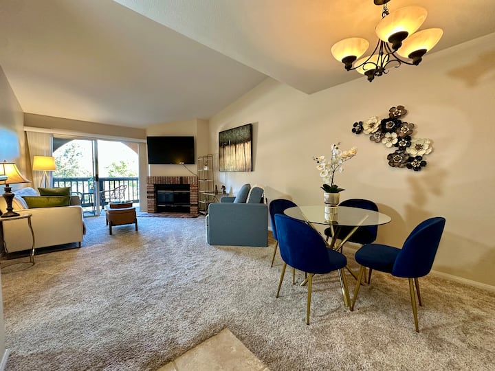 Resort Like Coastal Condo In Utc/la Jolla - San Diego, CA