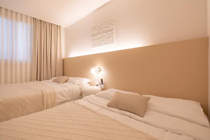 New최고선택*최고위치*홍대서울역5분/경의선숲길30초/명동/ddp/서울중심/올리브영 - 삼청동