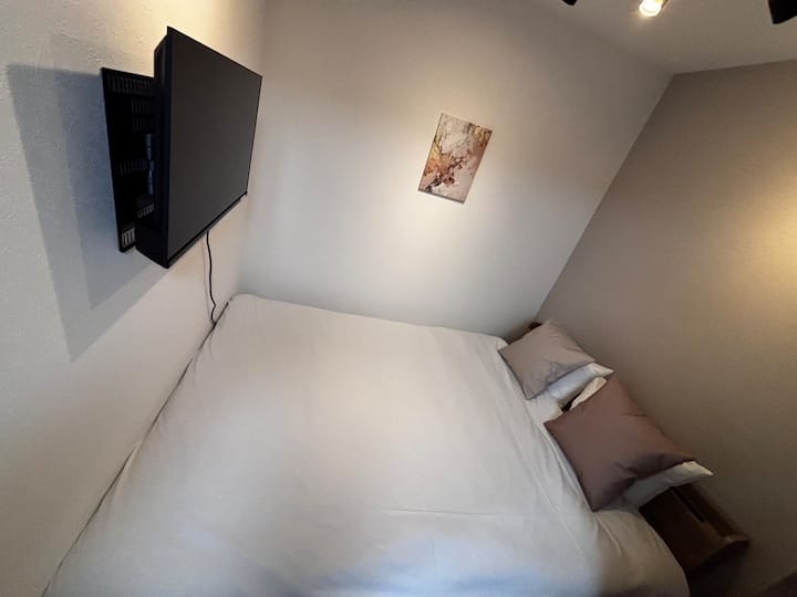 【上野駅・渋谷駅まで乗り換えなし/浅草駅から徒歩10分】静かエリア/3名/ダブルベッドとソファベッド - Ueno