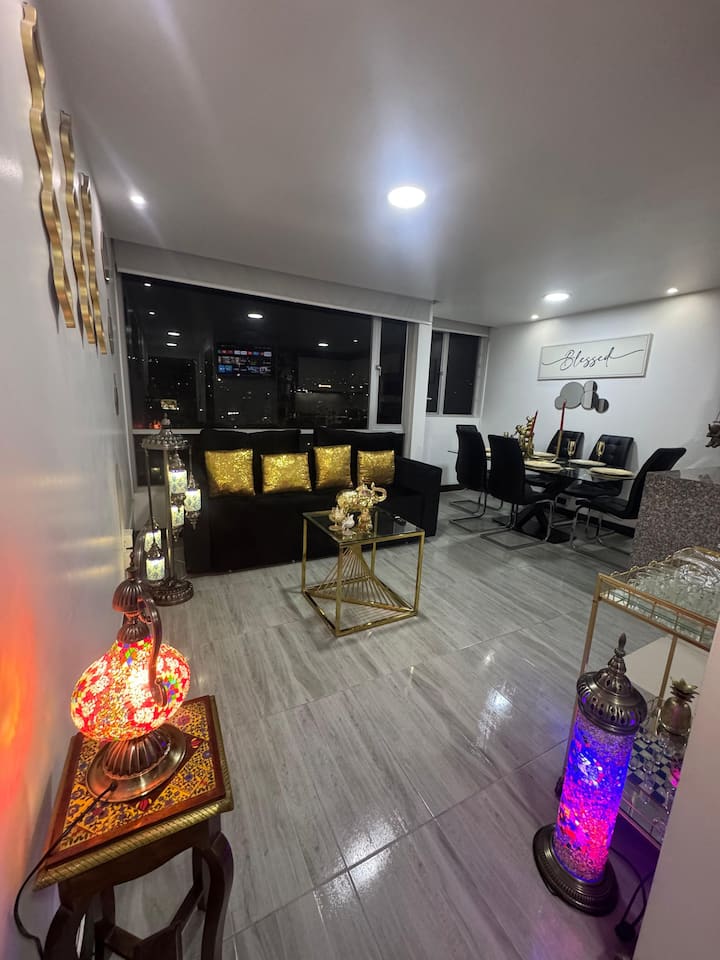Arabic Apartment La Carolina 3 Rooms, Garage, Cci - Quito