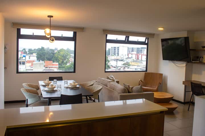 Cómodo Apartamento Para Grupos De 3 En La Zona 14 - Guatemala