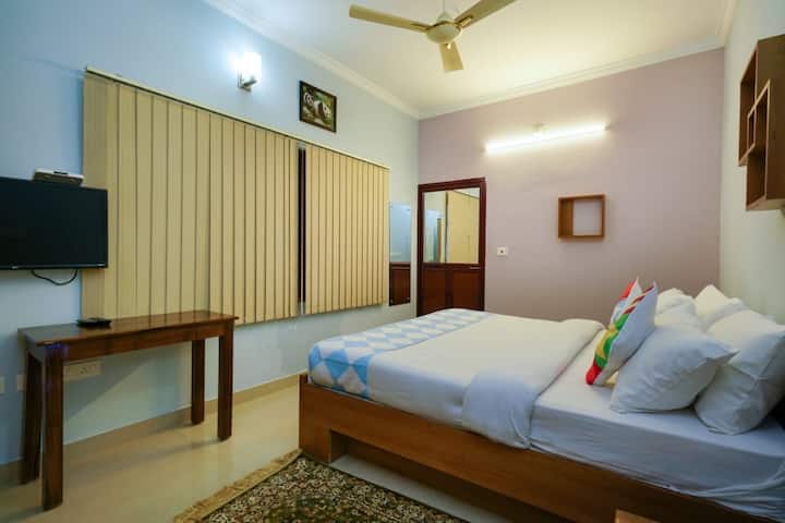 Cardamom Plantation Private Villa - Munnar