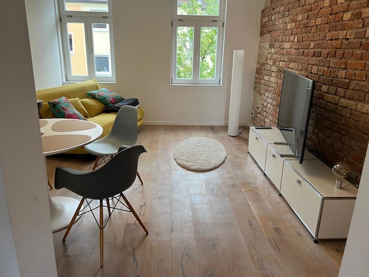 Renovierte Wohnung In Gostenhof - Núremberg