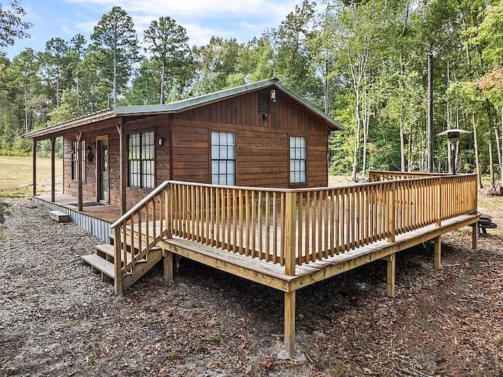 Cajun Cottage * 8 Acres * Wi-fi - Daingerfield State Park, Daingerfield