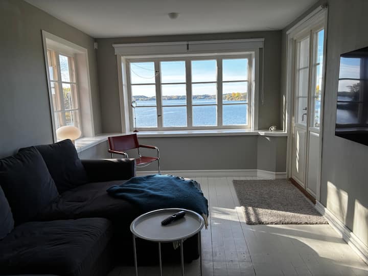 Sjönära Villa I Sigtuna Med Bastu & Egen Brygga - Bro