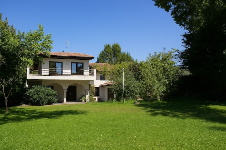 Villa Giuliana Elegant Stay Near Salò & Lake Garda - Manerba del Garda
