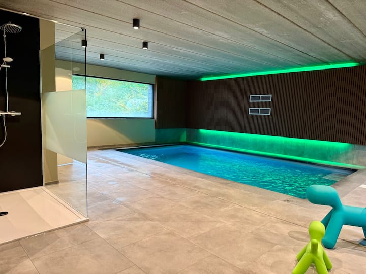 Le Manoir - Magnifique Maison - Piscine Intérieure - Nassogne