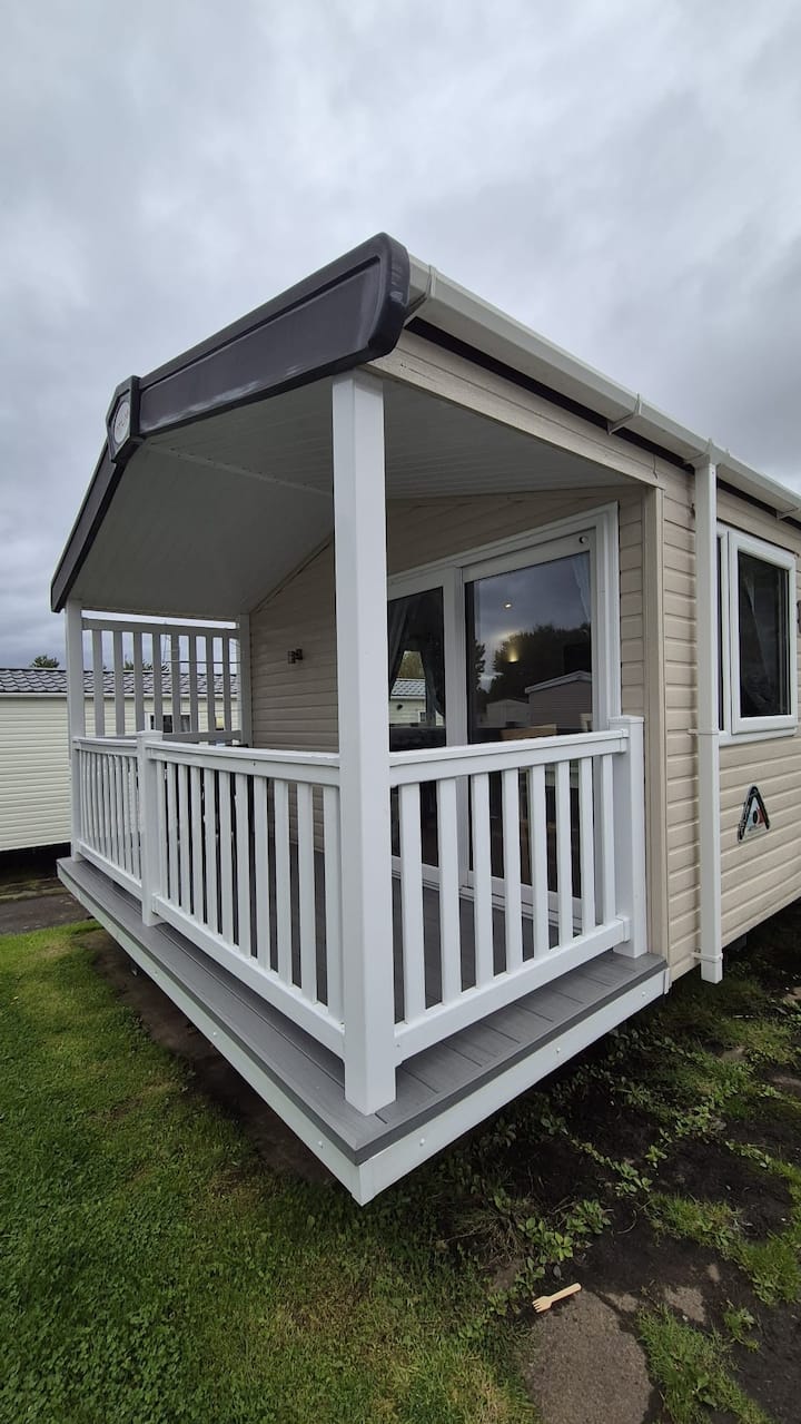 Caravan Bliss At Craig Tara Haven - Ayr