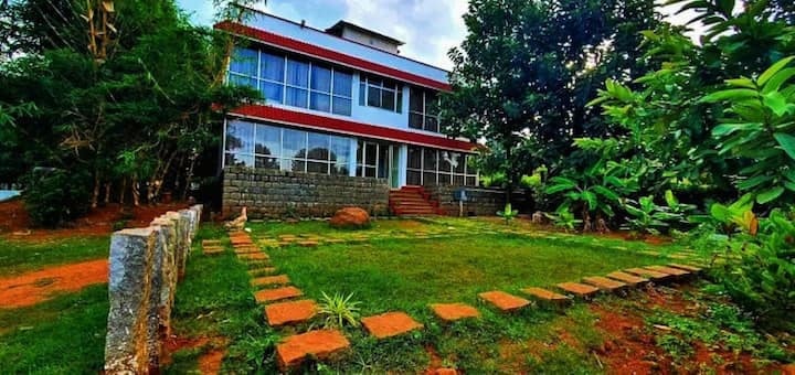 Glass House By Cloud9villa Resorts, Yelagiri. - Yelagiri