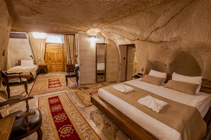 Göreme Merkezde Mağara Aile Odası - カッパドキア