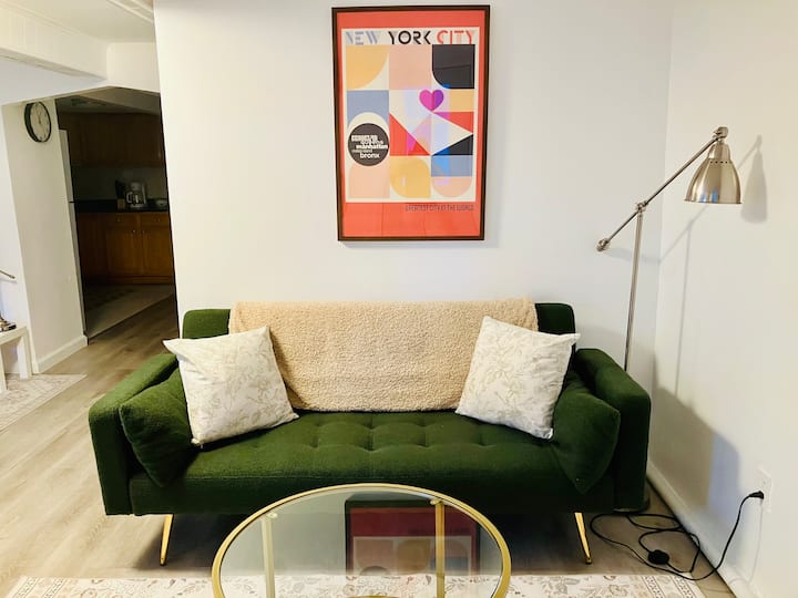 Cozy Garden-level Studio With Private Entrance - Queens