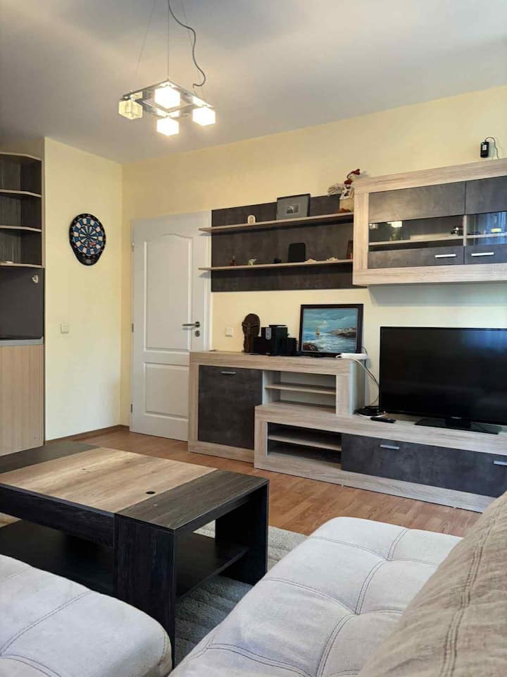 Уютен апартамент до Mall Galleria - Burgas