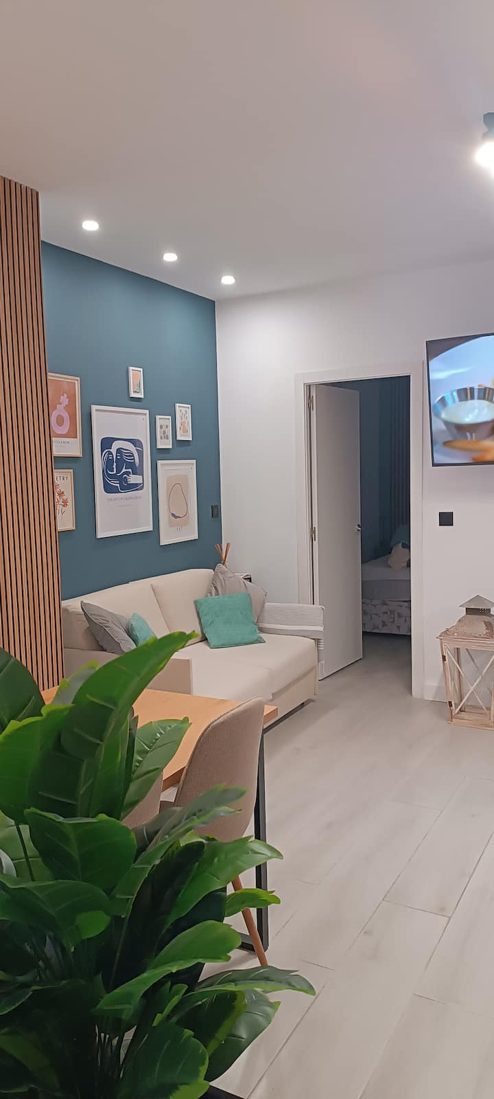 Apartamento Con Patio Y Terraza En Plaza De Toros - Alicante