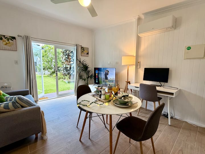 Modern Private Studio Near Gabba, South Bank&cbd - Pat Rafter Arena