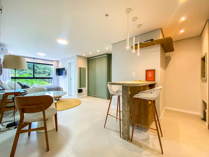 Loft Moderno 2p Vaga Piscina A 15min Da October - Brazil